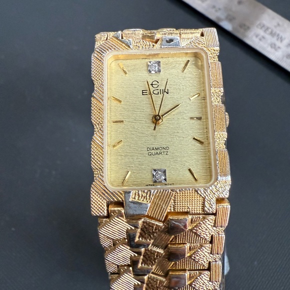 Elgin Diamond Quartz | Accessories | Vintage Womens Elgin Diamond ...